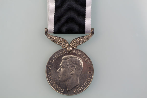 WWII 1939-1945 NEW ZEALAND WAR SERVICE MEDAL – John Bertrand Collectables